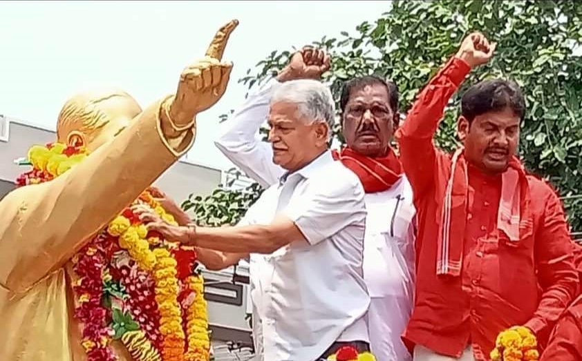IJU President K Sreenivas Reddy garlanding the statue of Dr B R ...